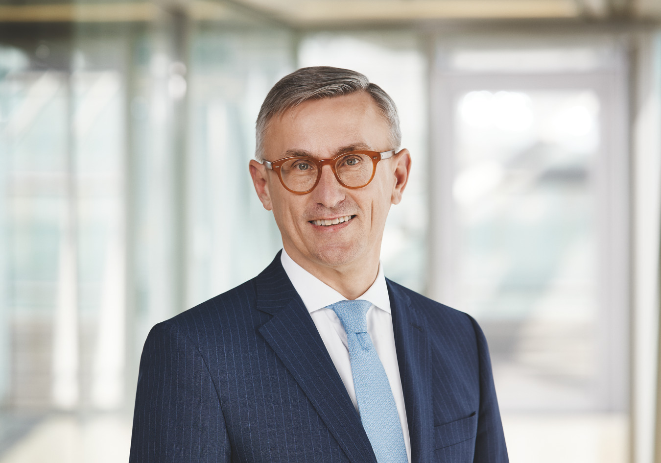 voestalpine bids farewell to long-term CFO Robert Ottel - voestalpine